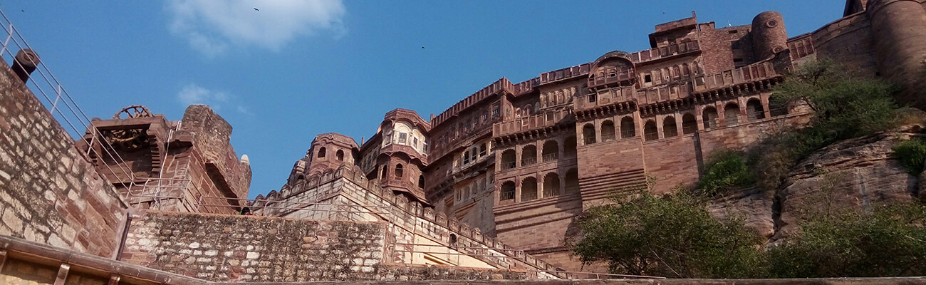 House Of Rohet # Rohet House